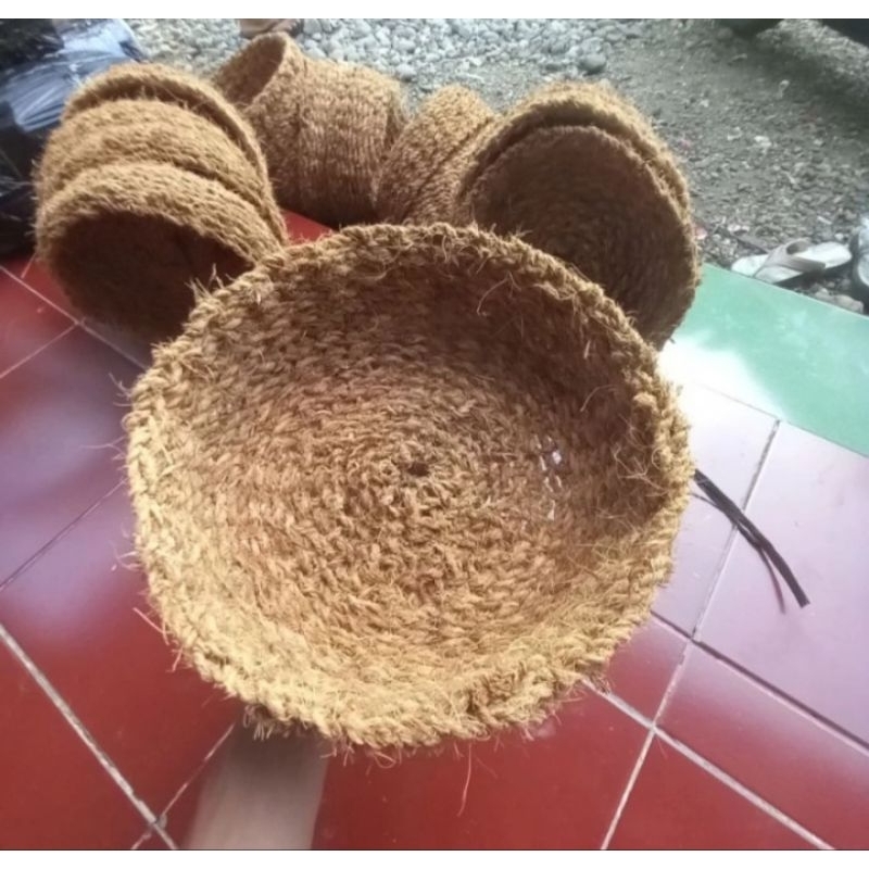 Jual Tarangan Susuh Sarang Ayam Dan Unggas Serabut Kelapa Ukuran 28Cm ...