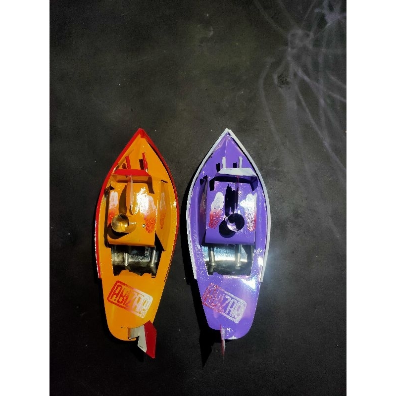Jual kapal otok otok mainan jadul. bahan bakar api dan minyak | Shopee ...