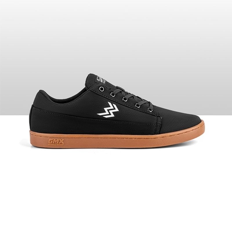 Jual Original Sepatu Sneakers Geoff Max Official - Stockerston Black ...