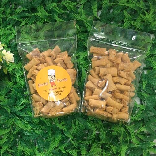 Jual SPRING ROLL ISI 250 GRAM | Banna Foody | Snack Viral | Shopee ...