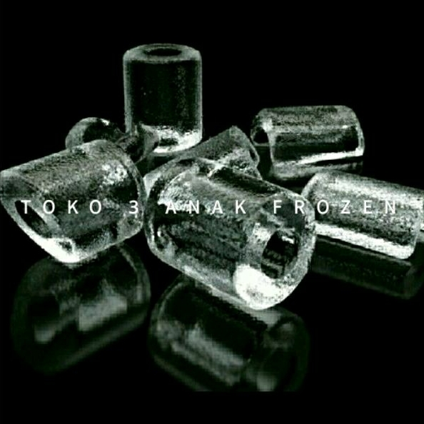 Jual Es batu kristal/ Ice Cube 10kg PROMO!! | Shopee Indonesia