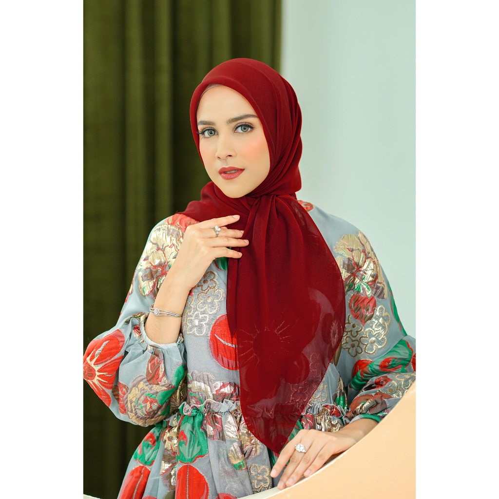 Jual Kelly Square in Rhubarb | Shopee Indonesia