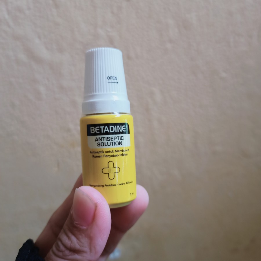 Jual Betadine Antiseptic Solution 5 ml Betadine Antiseptic 5 ml Betadine5ml | Shopee Indonesia