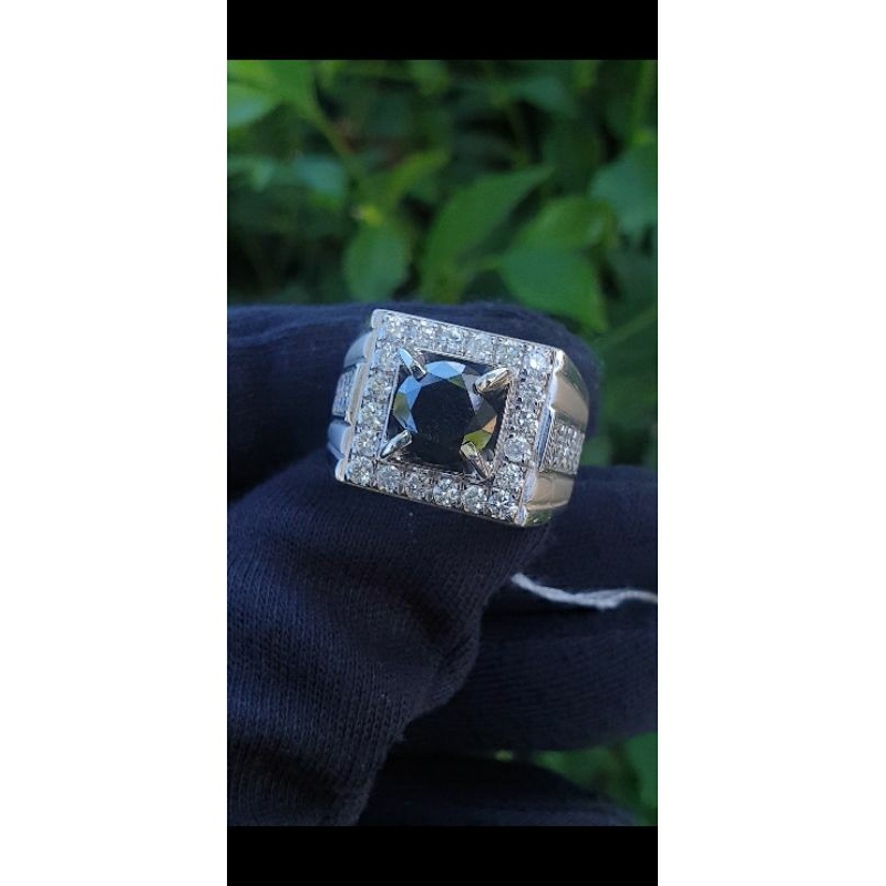 Jual cincin cowok emas berlian hitam kombinasi berlian putih | Shopee ...