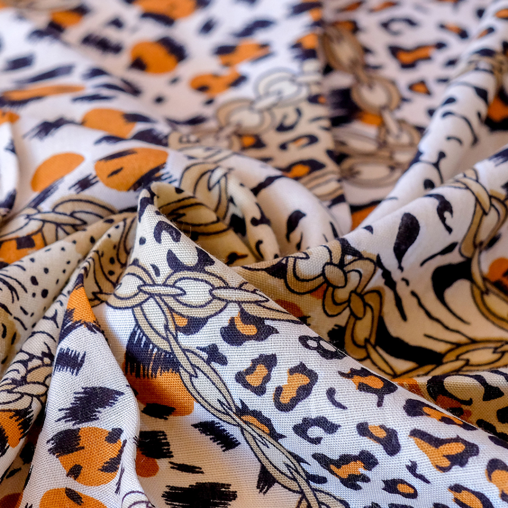 Jual Bahan Kain Rayon Motif Macan - 0,5 YARD (45 cm) | Shopee Indonesia