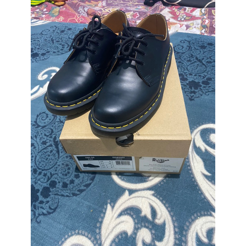 Jual Dr Martens / Docmart 1461 Black Smooth original made in Laos ...