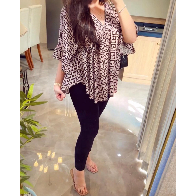 Jual Shakia Top by Anast.id | Shopee Indonesia