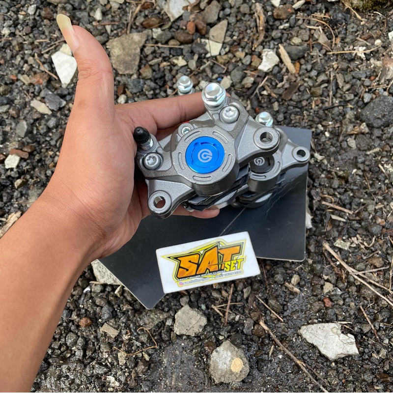 Jual Braket Cnc Kaliper Vario Beat Scoopy Injeksi 2P 2 Piston Brembo ...