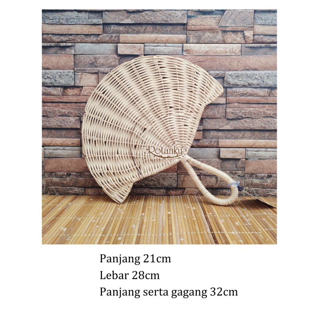 Jual Kipas Tangan / Kipas Anyaman Rotan Dapat Digunakan Sebagai ...