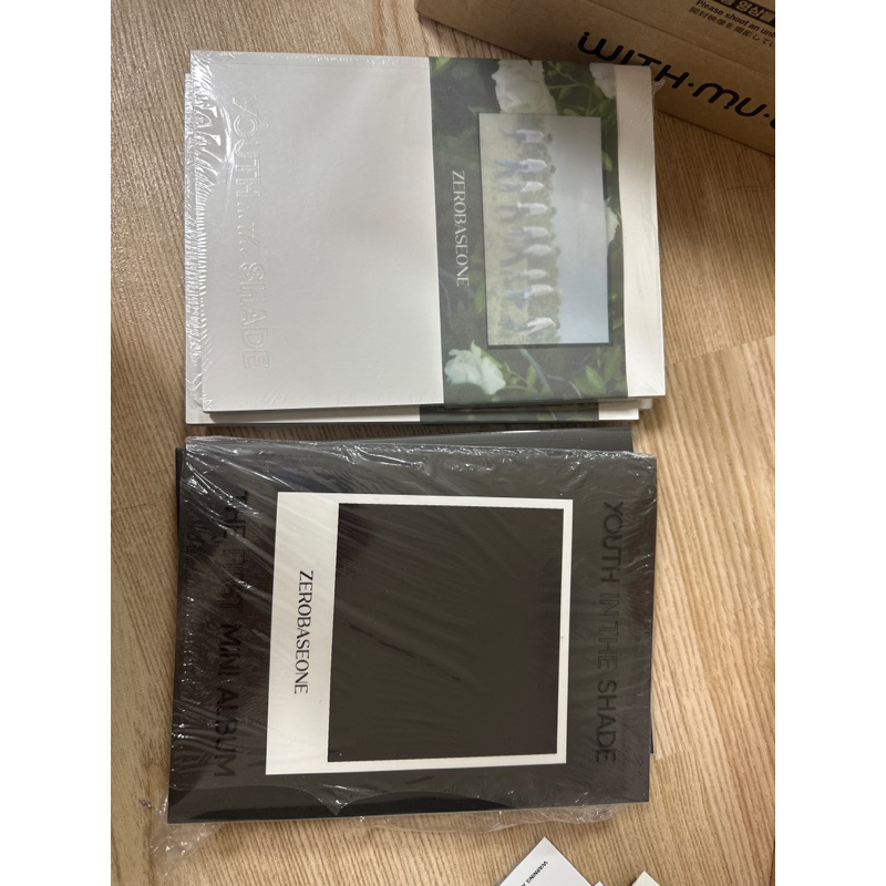 Jual (READY) Unsealed Zerobaseone Zero Base One ZB1 1st Album Youth In the Shade | Shopee Indonesia