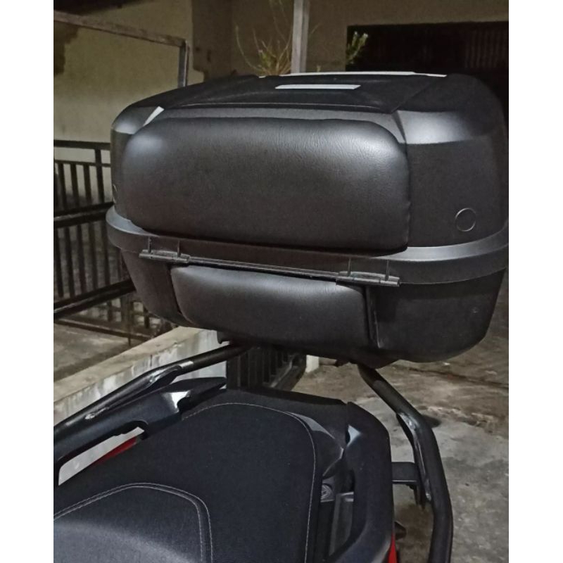 Jual backrest atau busa sanderan untuk box givi e43 / shad42 | Shopee ...