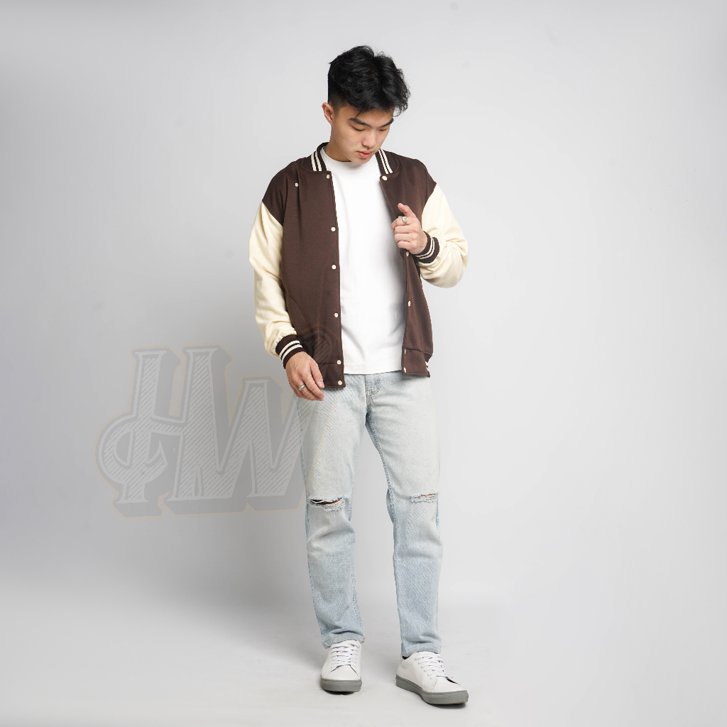 Jual Jaket Basebal Varsity Kancing Coklat Tangan Cream Polos Pria dan ...