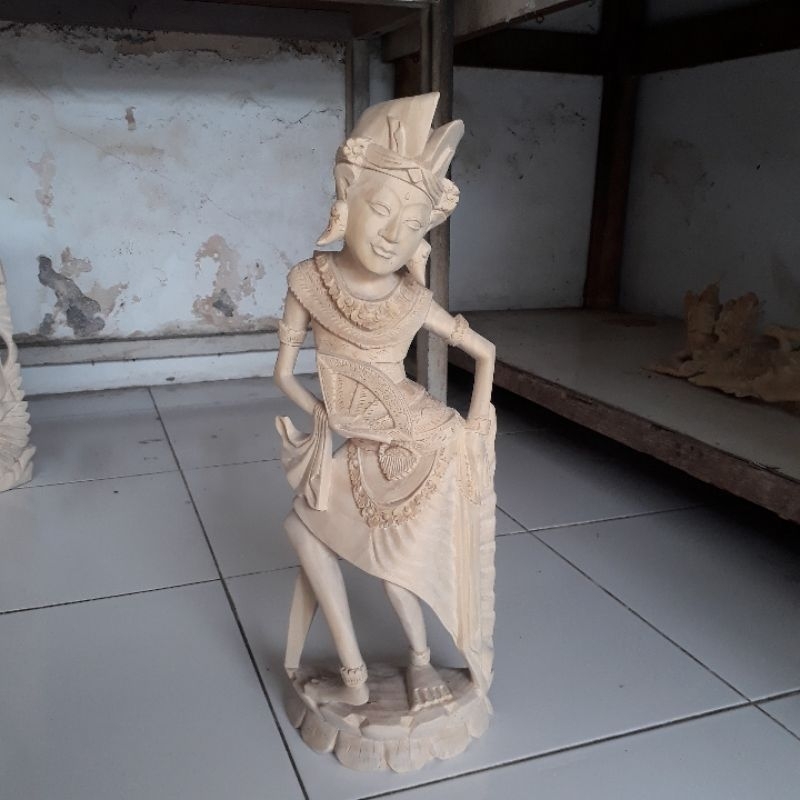 Jual Patung kayu ukuran Bali asli tinggi 50cm Patung kayu penari Bali ...