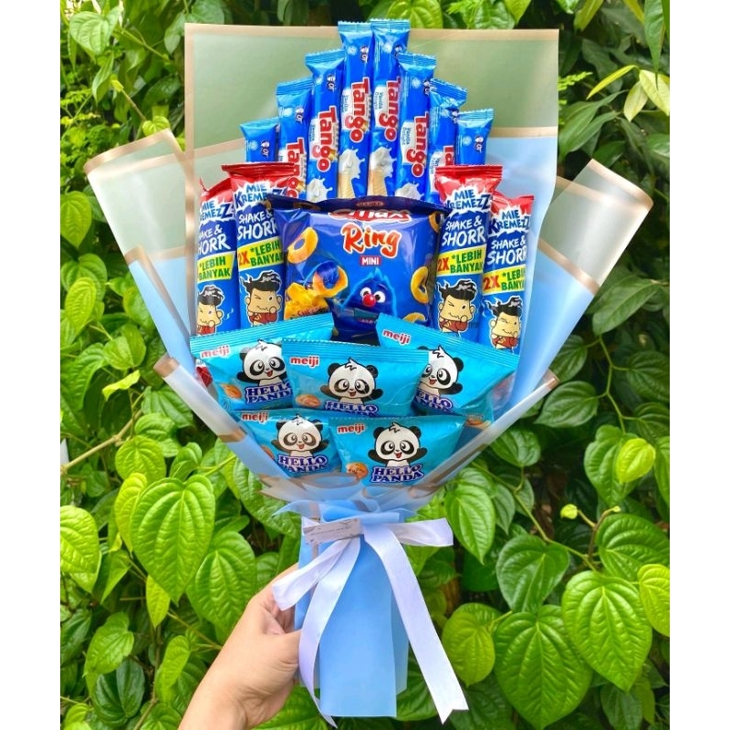 Jual BUKET SNACK BIRU HELLO PANDA KERTAS CELLOPHANE / BUKET SNACK MEWAH ...