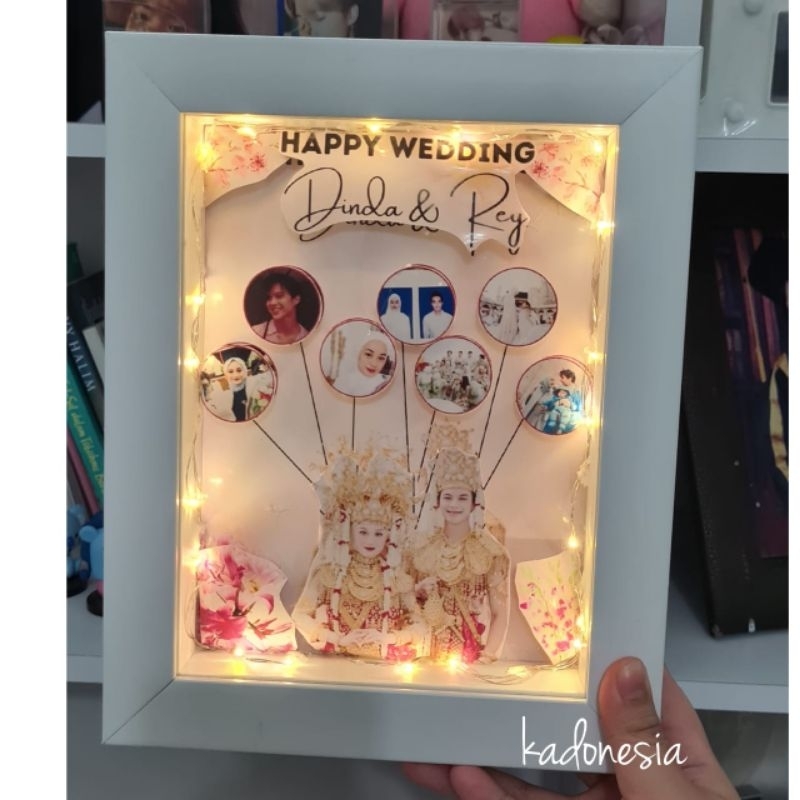 Jual Kado Pernikahan Ballon Frame / Hadiah Frame Lampu Mahar | Shopee ...