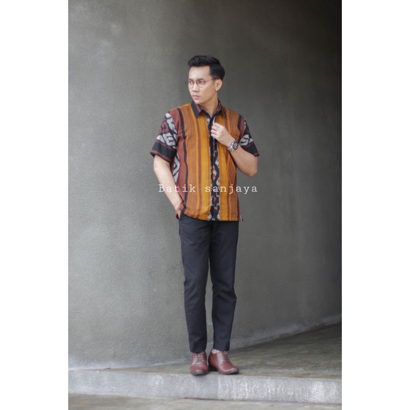 Jual kemeja tenun troso pria asli jepara lengan pendek baju tenun lapis ...