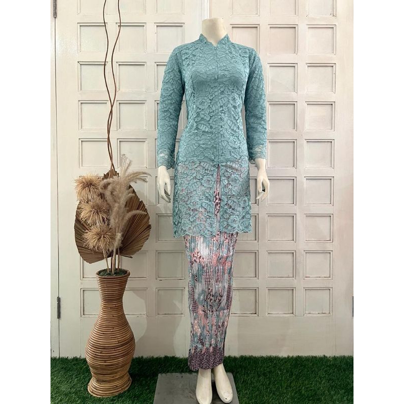 Jual SETELAN KEBAYA BROKAT TUNIK SANGHAI/ KEBAYA MODERN/KEBAYA BROKAT ...