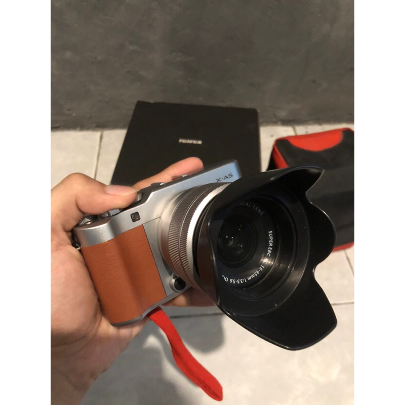 Jual Kamera Mirrorless Fujifilm X-A5 + Lensa Kit | Shopee Indonesia