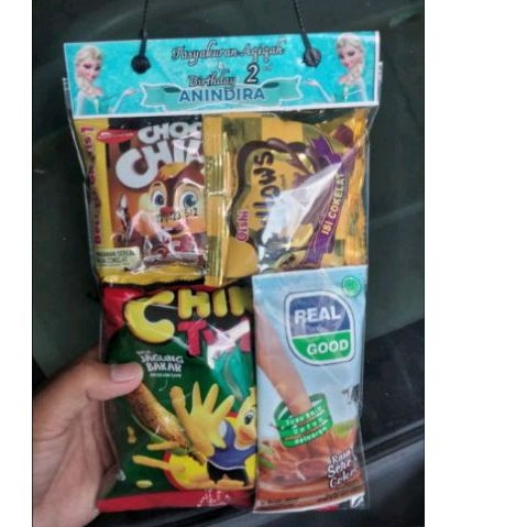 Jual SNACK ULANG TAHUN // SNACK ULANG TAHUN 4000 AN // PARCEL SNACK ...