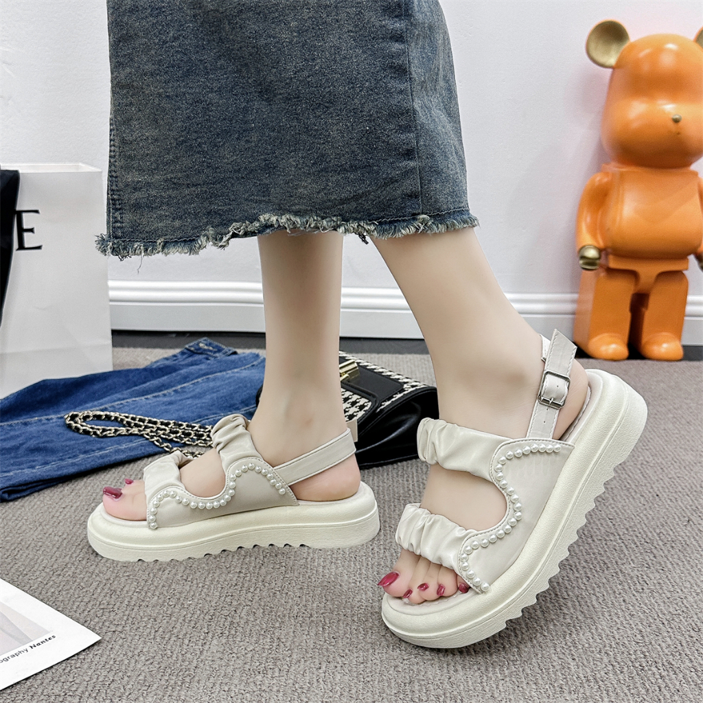 Jual LURAD Beige Sandal Wanita Wedges Terbaru Original Kekinian ...