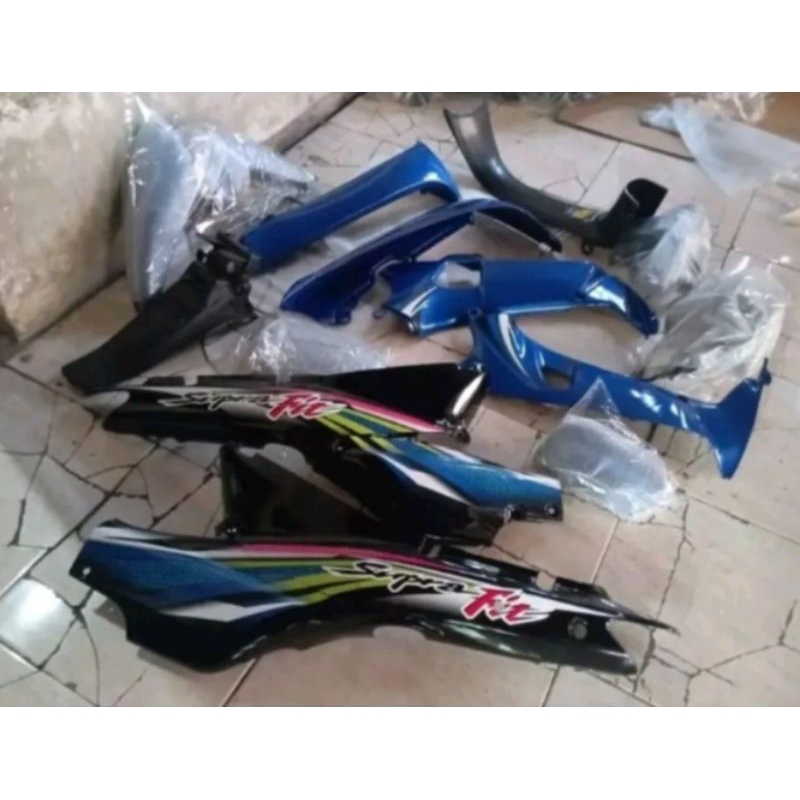 Jual Paket body supra fit lama full set halus/kasar warna hitam biru ...