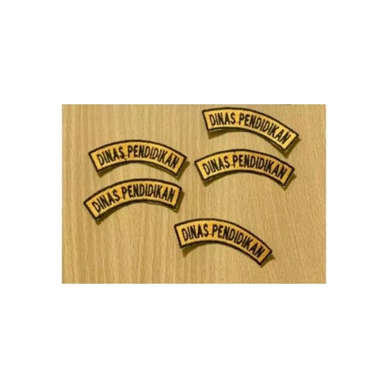 Jual Badge | Bet ATRIBUT SEKOLAH | LOKASI | OSIS | TUT WURI HANDAYANI ...