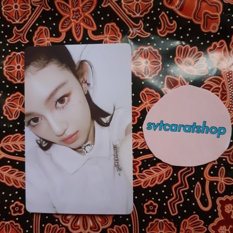 Jual (OFFICIAL) NEWJEANS GET UP WEVERSE PHOTOCARD OFFICIAL minji hanni danielle haerin hyein ...