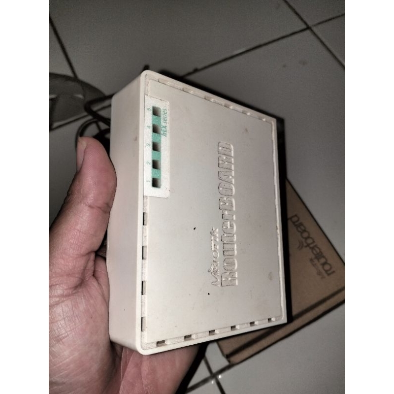 Jual mikrotik Rb750 r2 | Shopee Indonesia