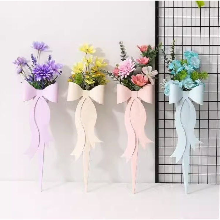 Jual Single rose box ribbon / plastik bunga satuan / kertas bunga ...