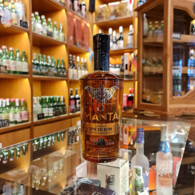 Jual MANTA RUM SPICED BALINESE - 700 ML | Shopee Indonesia