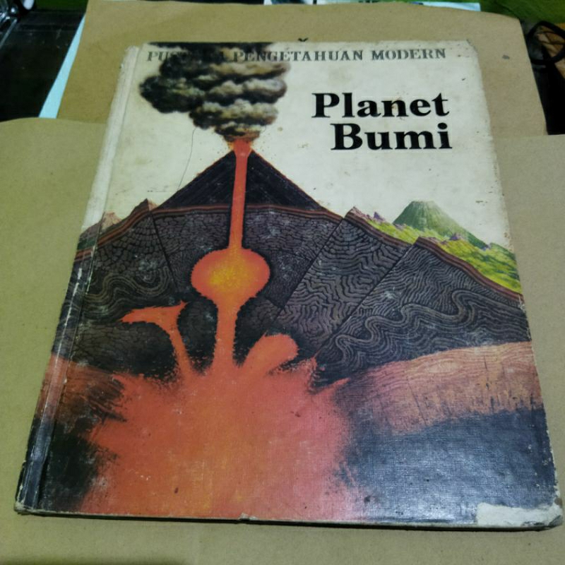 Jual BUKU PUSTAKA PENGETAHUAN MODERN PLANET BUMI | Shopee Indonesia