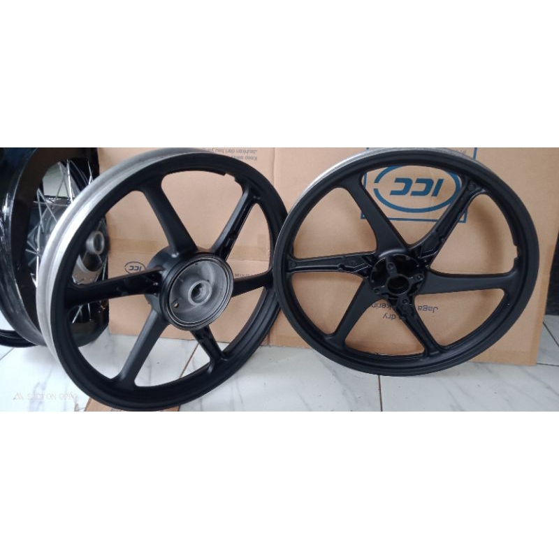 Jual velg pelek racing Yamaha Jupiter cw pnp f1zR original copotan ...