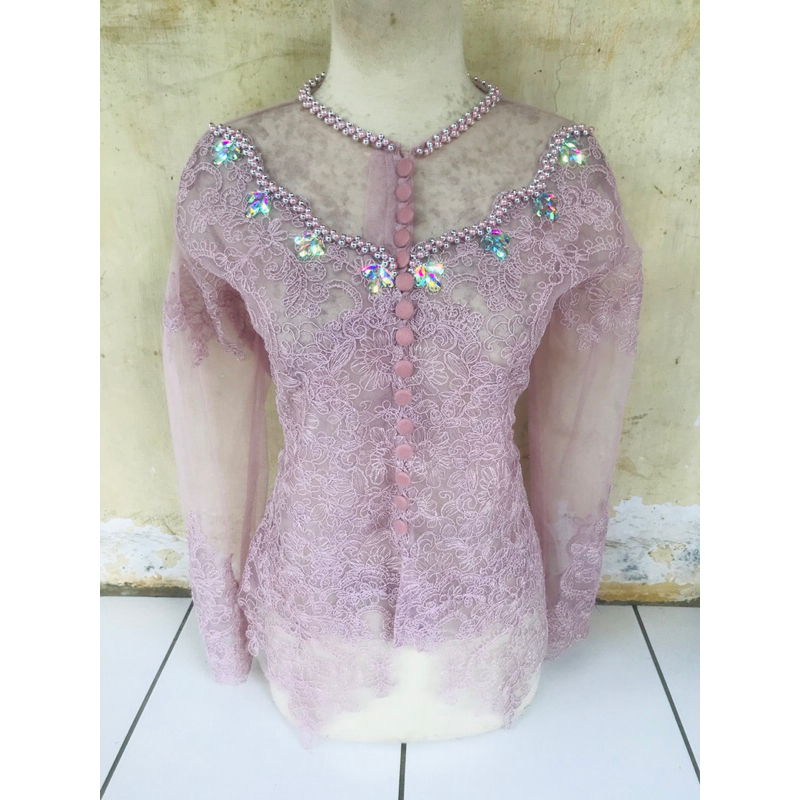 Jual Siska kebaya pagar ayu/tunangan/wisuda/domas free bunga 3D 15 pc ...