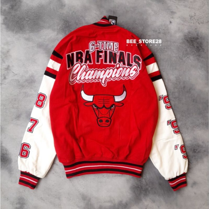Jual JACKET VARSITY BULLS CHICAGO NBA FINALS CHAMPIONS RED WHITE FULL ...