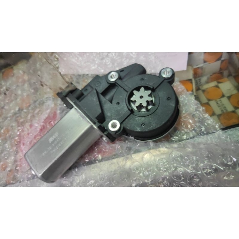 Jual motor power window dpn kanan Toyota Avanza xenia thn 2000 sp 2015 ...