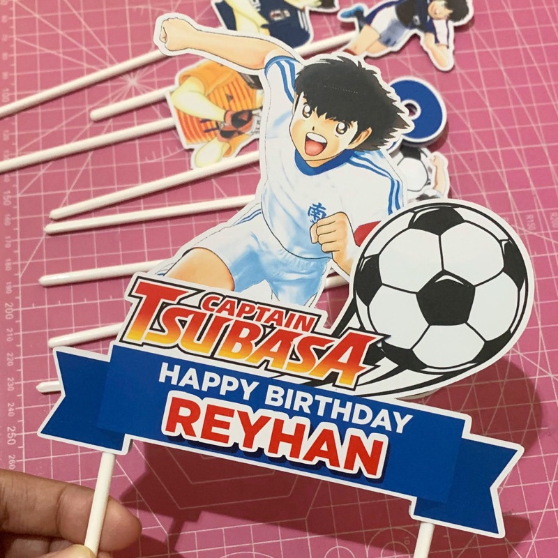 Jual Cake Topper 3D Karakter Captain Tsubasa Sepak Bola Soccer Ball ...