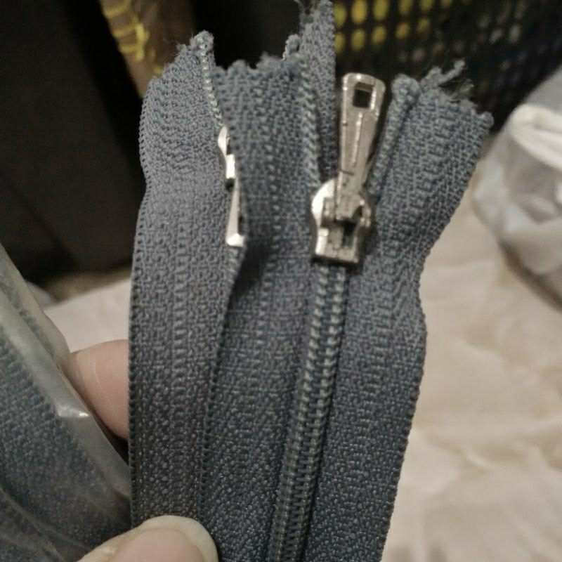 Jual Resleting ykk no.3 sleting celana CFC 15cm zipper 6inch | Shopee Indonesia