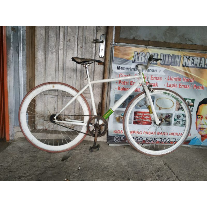Jual SEPEDA FIXIE UNITED SOLOIST02 SZ48 TORPEDO SIAP PAKAI GOWES ...