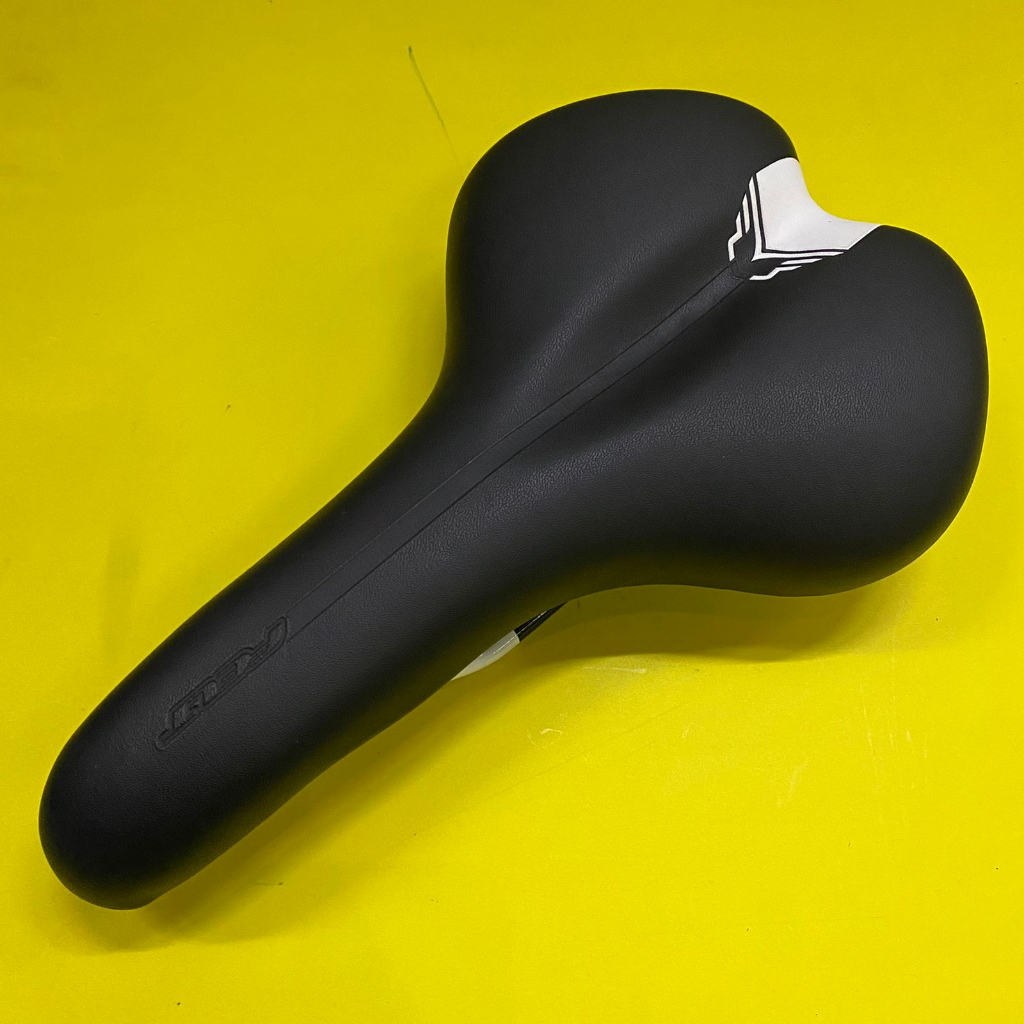 Jual Saddle Felt Black White Original Saddle Sepeda Mtb Roadbike Gravel ...