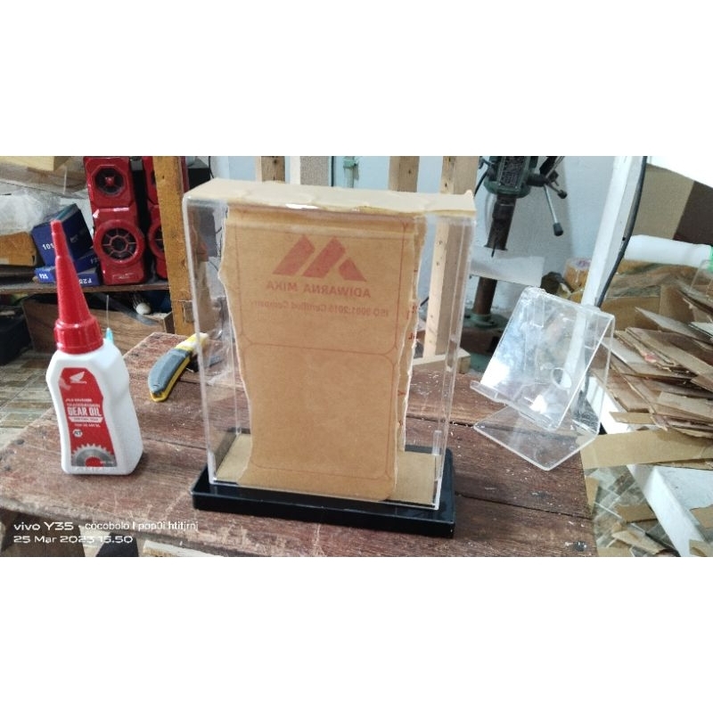 Jual box piala akrilik (gambar hanya pemanis) | Shopee Indonesia