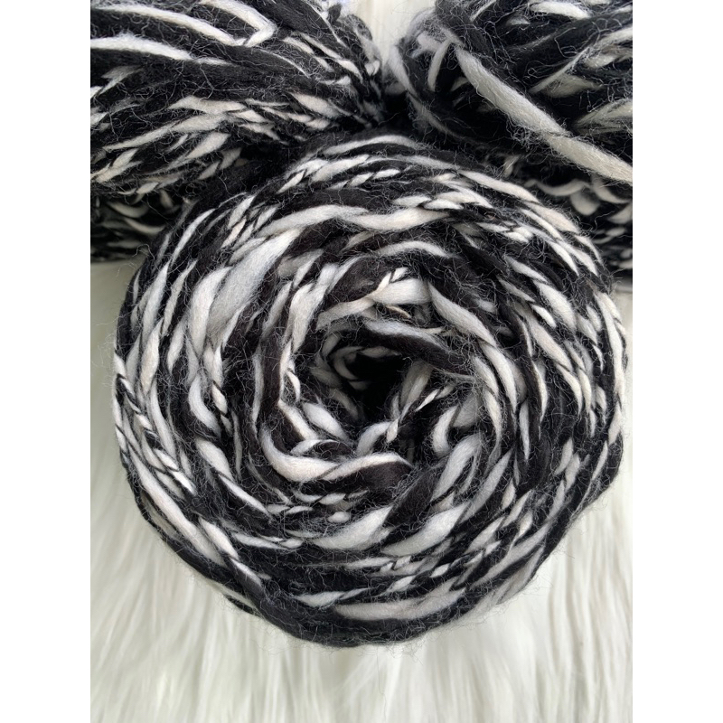 Jual Benang Loopy Twist - Benang Rajut Kavas Twist Bulky ( Fancy Yarn ...