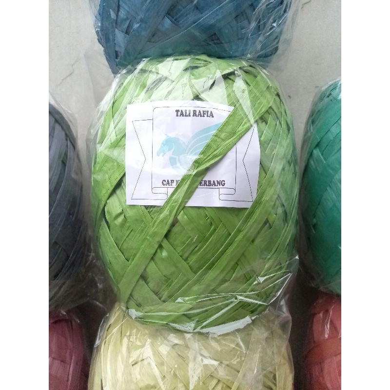 Jual Tali Rafia Warna Warni 1Kg Full Kuda Terbang | Shopee Indonesia