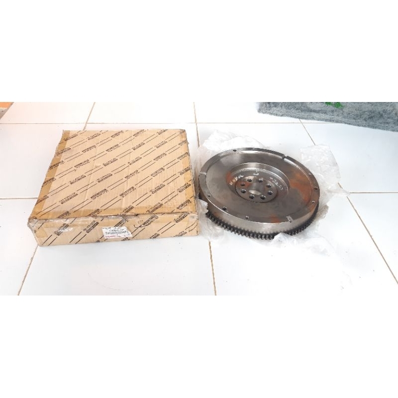 Jual Flywheel hilux fortuner innova hiace roda gila hilux innova hiace ...