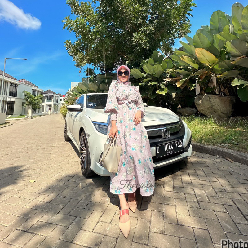 Jual NAOMI Midi Dress Lady Dottie | Shopee Indonesia