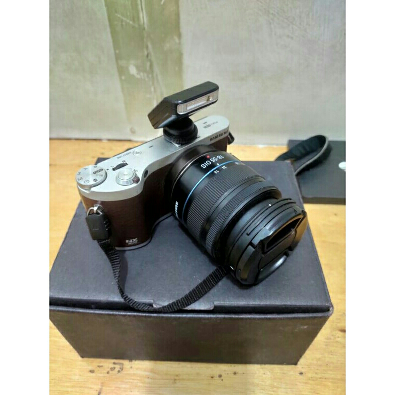 Jual Samsung nx300 kit 18-55mm ios second | Shopee Indonesia