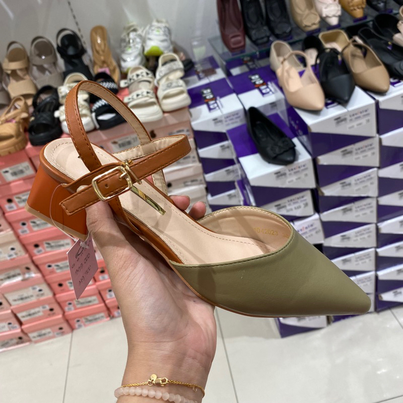 Jual Genny shoes Sepatu hells kotak 5 cm | Shopee Indonesia