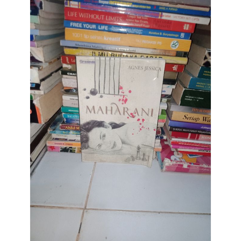 Jual BUKU ASLI MAHARANI AGNES JESSICA | Shopee Indonesia
