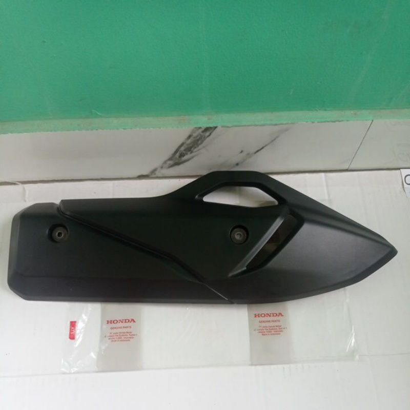 Jual tameng cover knalpot Honda Vario 160 PNP PCX 160 original | Shopee Indonesia