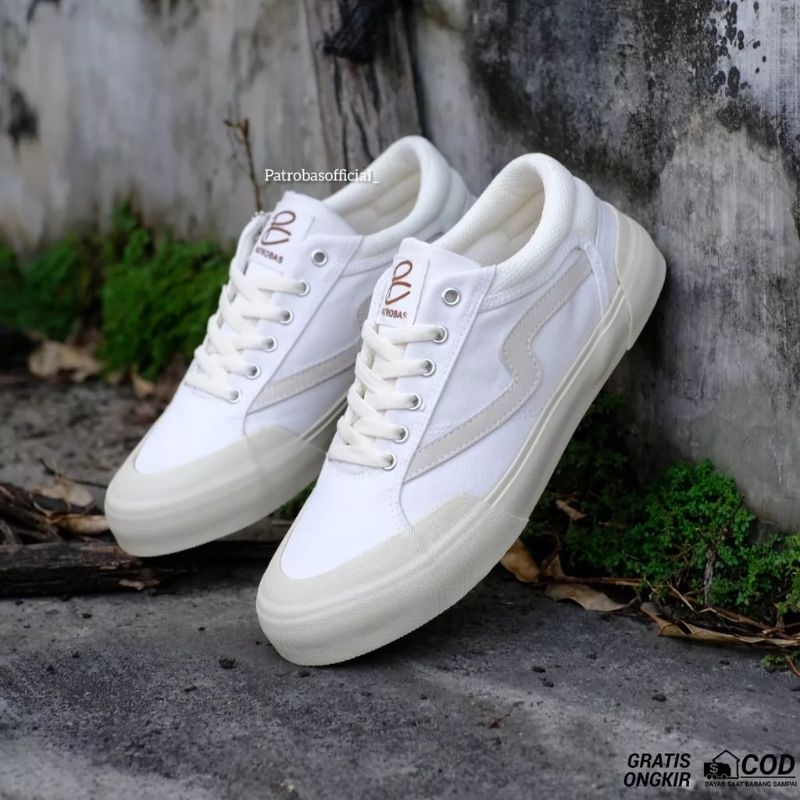 Jual Patrobas Cloud Off White Original | Shopee Indonesia
