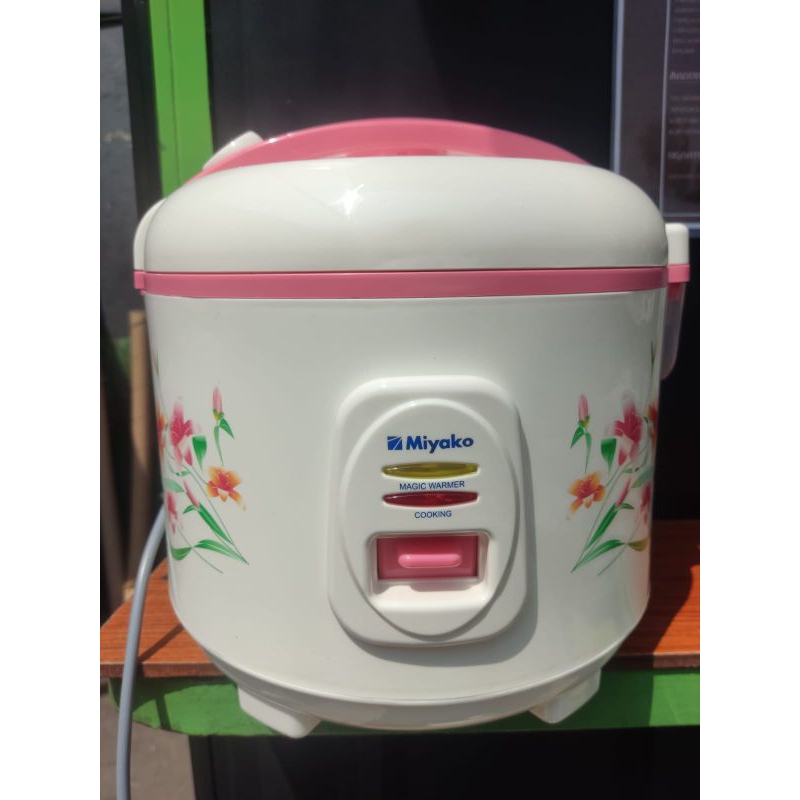 Jual Miyako MCM-507 1,8 Liter Magic Com Rice Cooker 3 In 1 | Shopee ...